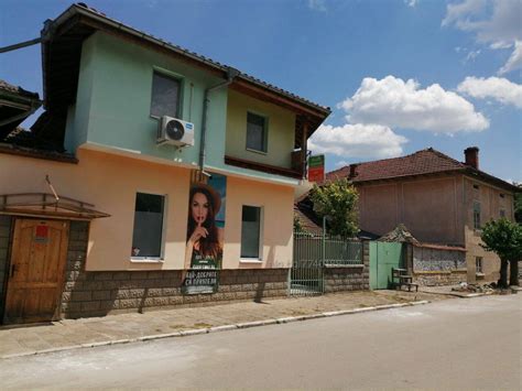 Къща Парис в Крушуна Стая за нощувки 3 места Нощувки Крушуна Къща Парис разполага със