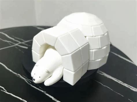 Arctic Expedition Belly Down Bear Igloo Light Version By 突然武器