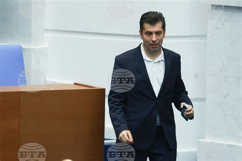 Подкрепата ни за Украйна трябва да продължи като част от една силна и обединена Европа заявява