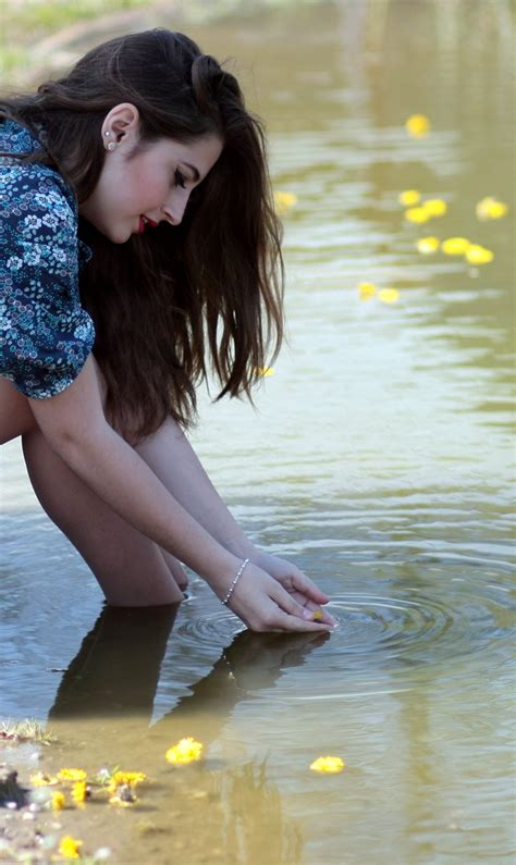 Download Wallpaper Summer Girl River Section Girls In Resolution 720x1208
