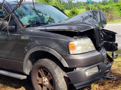 Pickup Truck Crashes Into Tree In Cameron Sandhills Sentinel