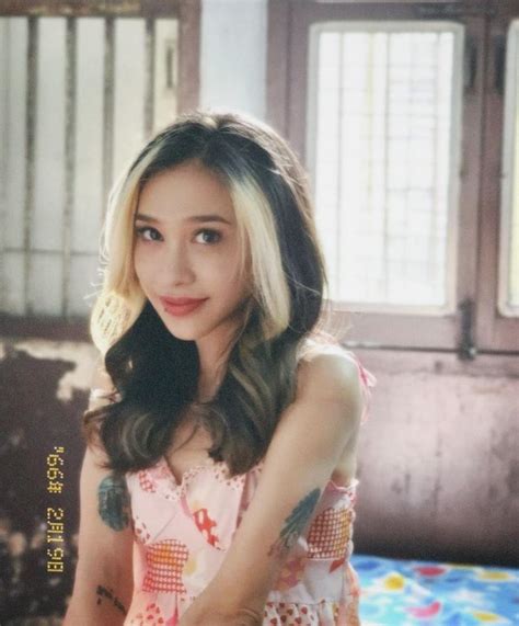 Photo Gallery “ทราย เจริญปุระ” อวดหุ่นผอมเพรียวรูปร่างตัวเอง แต่งงหนัก โดนชาวเน็ตแนะให้ไปทำนม