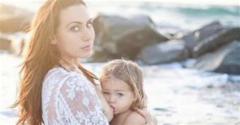 This Breastfeeding Photo Is Not What Breastfeeding Looks Like