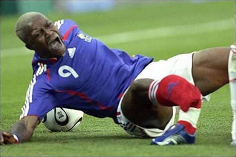 Worst Soccer Injuries 15 Pics