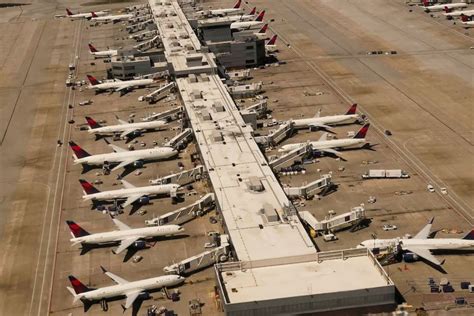 Global Cyber Outage Grounds Flights And Disrupts Businesses The Citizen