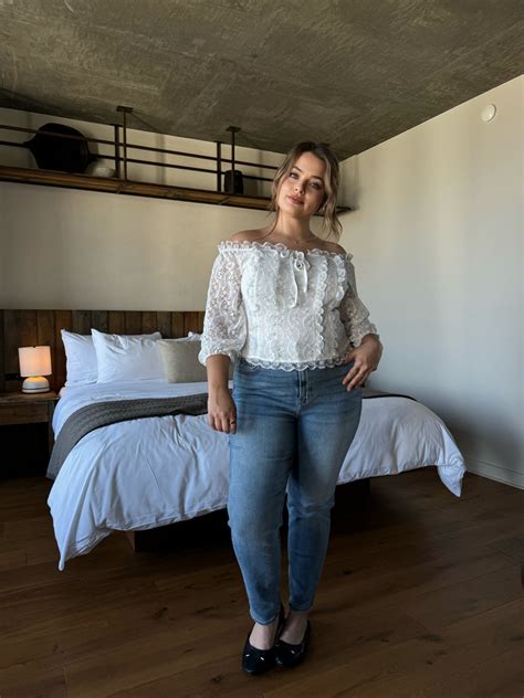 Plus Size Rococo Lace Top 2020ave