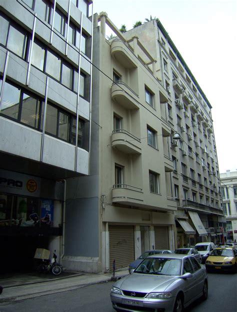 Jan1448 οδος Χαριλαου Τρικουπη 4 απεναντι απο το Αρσακειο