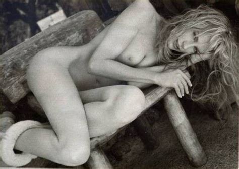 Daryl Hannah Pic