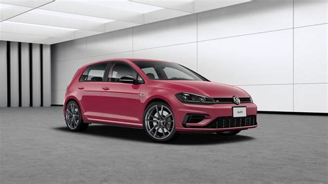 2019 Volkswagen Golf R Finally Receives Awesome Colors