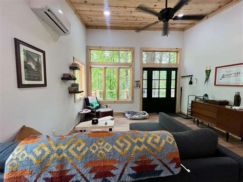 Bearcat Ridge Scenic Cabin Rentals