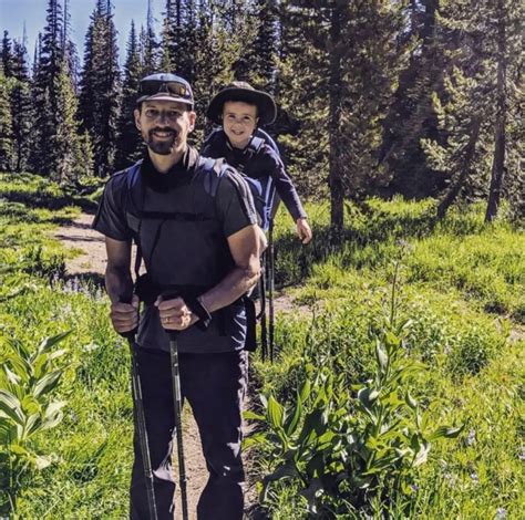Digging Fossils In Fossil Oregon Oregon Road Trip Roam The Northwest