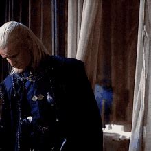 Daemon Targaryen Gif Daemon Targaryen Descubrir Y Compartir Gifs
