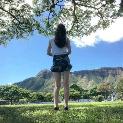 Eri Erizerose Threads Say More