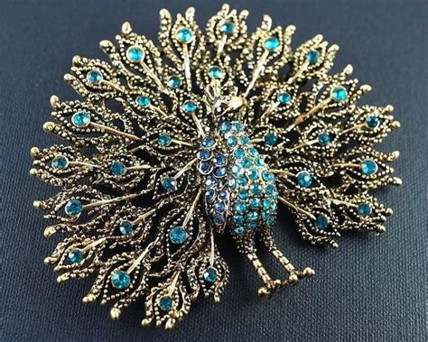 Blue Crystal Peacock Brooch Rpeacocks