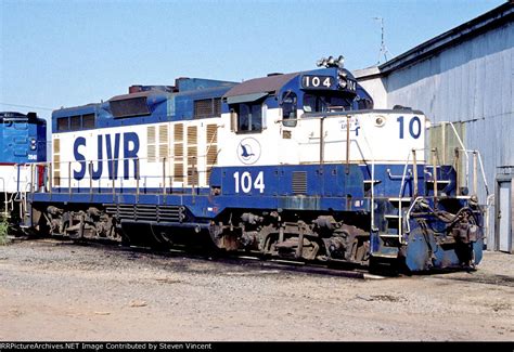 San Joaquin Valley Gp9 104 Still In Sdandae Colors