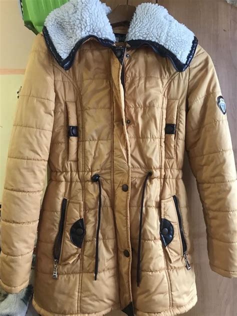 Куртка курточка зимова курточка — цена 300 грн в каталоге Куртки Купить женские вещи по