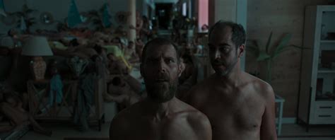 MANY NAKED PEOPLE MANY CLOCKS ThisVid