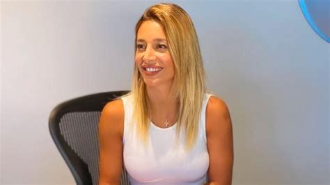 Sol Pérez Weather Girl Sol Perez Quits Job To Become Boxing Ring Girl