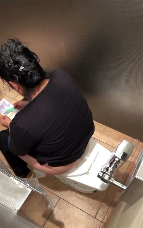 Overstall Toilet Thisvid Com