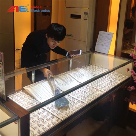 6m iot rfid reader 860 960mhz long range jewelry safety rfid handheld