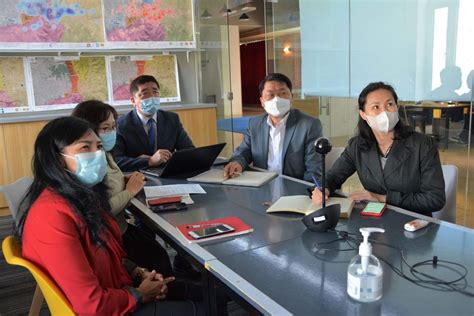 Сургууль цэцэрлэгийн багш эмч нарт зориулсан Ковид 19 аас сэргийлэх хариу арга хэмжээний