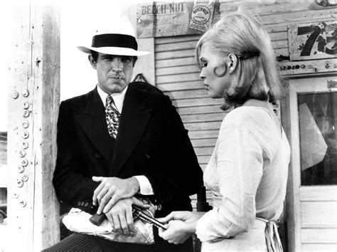 Bonnie And Clyde From Left Warren Beatty Faye Dunaway 1967