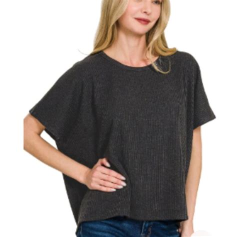 Zenana Outfitters Tops Nwt Zenana Ribbed Roundneck Shortsleeve Knit