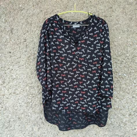 Блуза — ціна 200 грн у каталозі Блузи Купити жіночі речі за доступною ціною на Шафі Україна