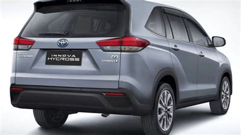 Toyota Innova 4th Generation Arriving With Zenix Badge Automacha