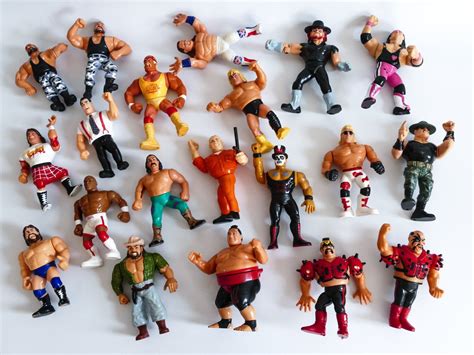 Wwf Wrestlers 90s Toys