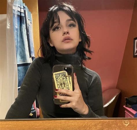 Lavlune Faye Valentine Haircut Lana Short Hair Lustforlana Hair
