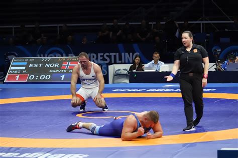 Oskar Marvik Med Seier I Første Vm Kamp