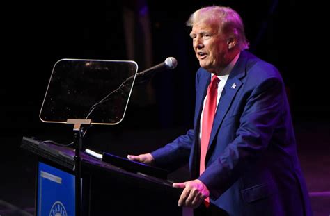 ‘in A Pickle Trumps Loyalty Pledge Criticism Poses Gop Problems ‘in A Pickle Trumps Loyalty Pledge Criticism Poses Gop Problems