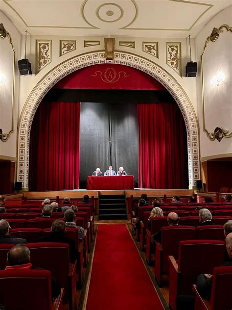 Rafael Arias Salgado Y Fernando Castedo Abogan En Nules Por El «voto