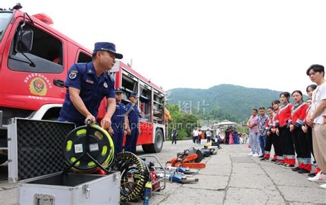 湖南张家界：消防安全宣传进景区 人民图片网
