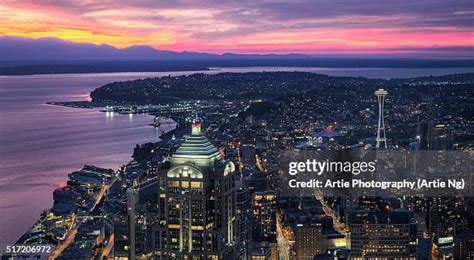 Seattle Night Photos And Premium High Res Pictures Getty Images