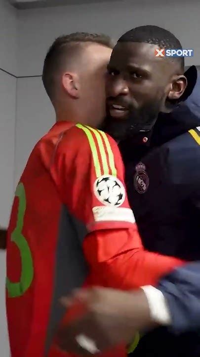 Луніна продасть Youtube