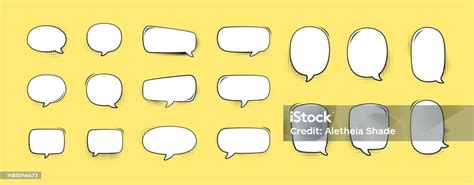 노란색 배경 템플릿에 검은색 하프톤 그림자가 있는 복고풍 말풍선 벡터 일러스트레이션 빈 만화 텍스트 프레임 빈티지 디자인 팝 아트 스타일 구름에 대한 스톡 벡터 아트 및