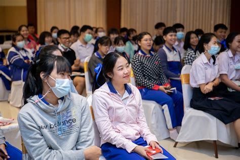 โครงการประชาสัมพันธ์ส่งเสริมภาพลักษณ์มหาวิทยาลัยเชิงรุก เส้นทางที่ 2 โรงเรียนลำปางกัลยาณี