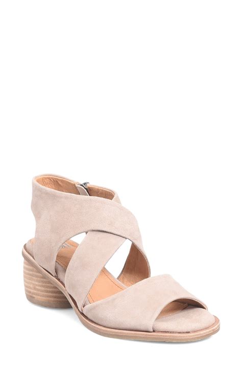 Sofft Camille Strappy Sandal Editorialist