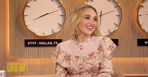 Snl Star Chloe Fineman Joins Drew To Discuss Her Spot On Impression Featured Last Week On