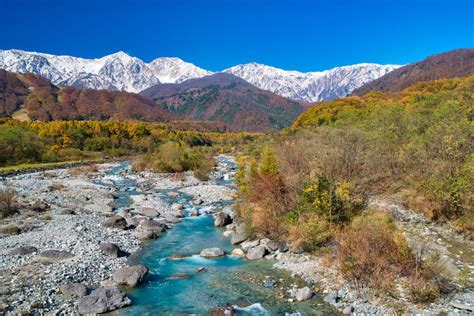 白馬三段紅葉定番の絶景白馬大橋より GANREF