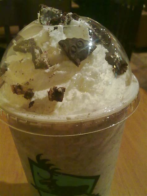 카리부의 시원한 쉐이크음료 카리부의 시원한 쉐이크음료 스노우드리프트 쿠앤크 입니다 쿠앤크아이스크림과 Flickr