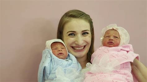 დემეტრე და სარა Youtube