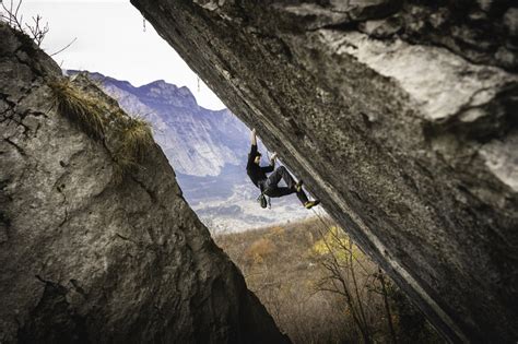 Stefano Ghisolfi Makes Fa Of Excalibur F9b Climber Magazine