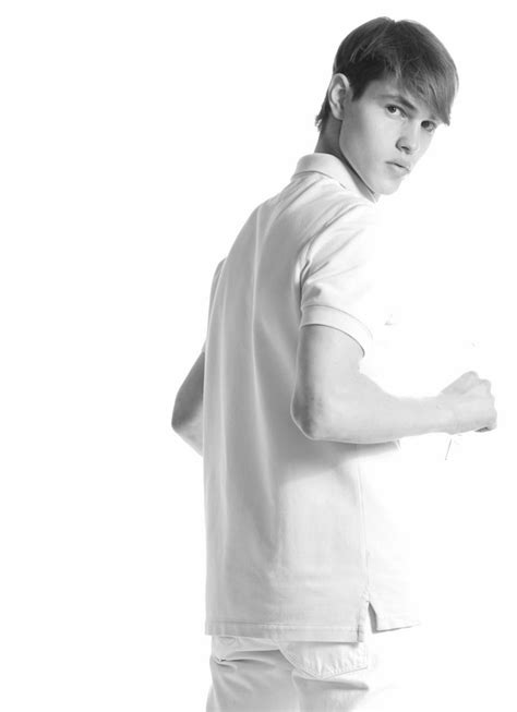 harel alon by stephan mientus vanity teen 虚荣青年 lifestyle and new faces