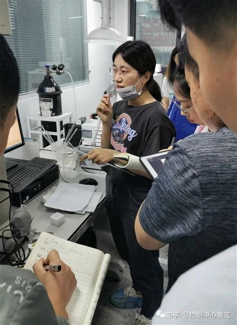 仪器培训 比表面和孔径分布分析仪 知乎