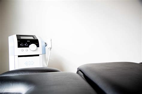 How Radial Shockwave Therapy Heals Chronic Soft Tissue Injuries Advanced Health Clinic