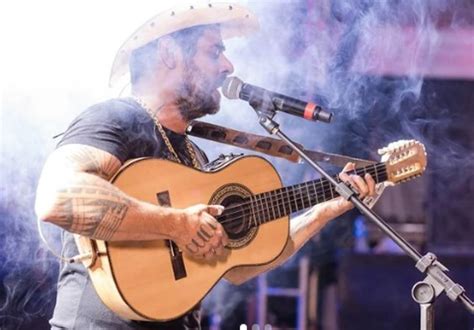 Famoso Cantor Sertanejo Morre Aos Anos Terra Brasil Not Cias