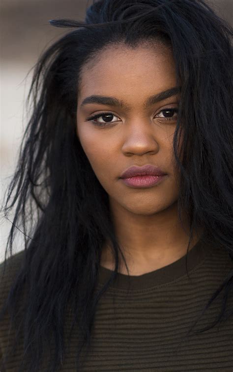 Descendants 2 Officially Announced China Anne Mcclain Joins Cast As